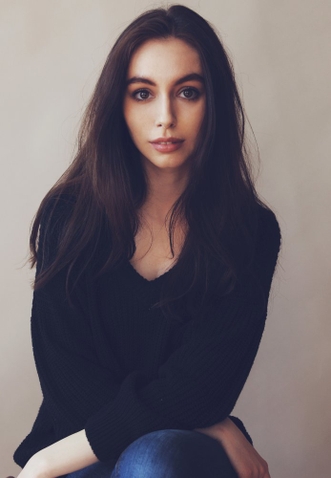 Elizabeth McCafferty | Artista | Filmow