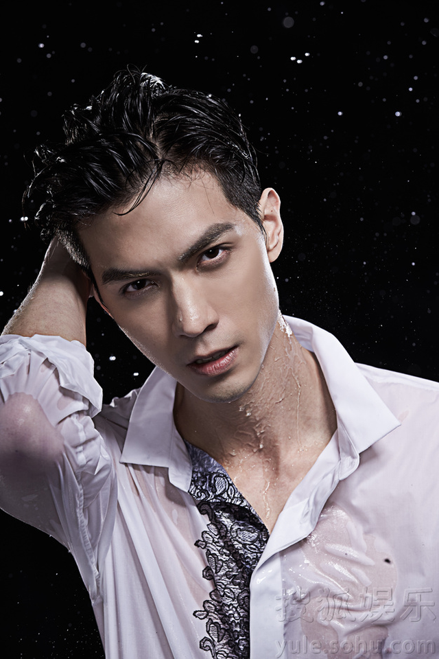 Fotos | Ren Yan Kai | Artista | Filmow