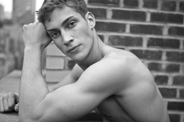 Fotos | James Morosini | Artista | Filmow