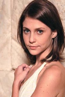 Christiana Ubach (14 de Abril de 1987) | Artista | Filmow