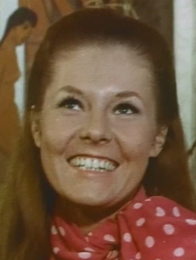 Fotos | Angela Carnon | Artista | Filmow