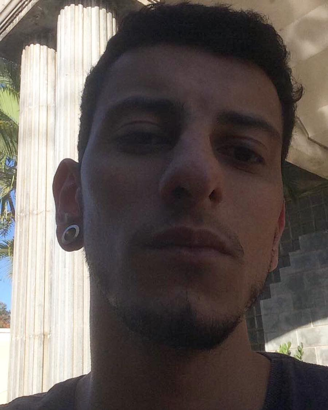 Fotos | Matheus H. Oliveira | Artista | Filmow