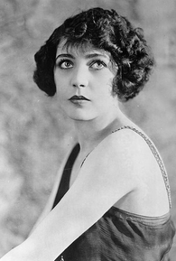 Renee Carson (10 de Fevereiro de 1912) | Artista | Filmow