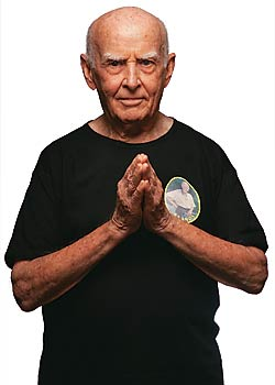 Hérmogenes, Professor e Poeta do Yoga - 19 de Julho de 2015 | Filmow