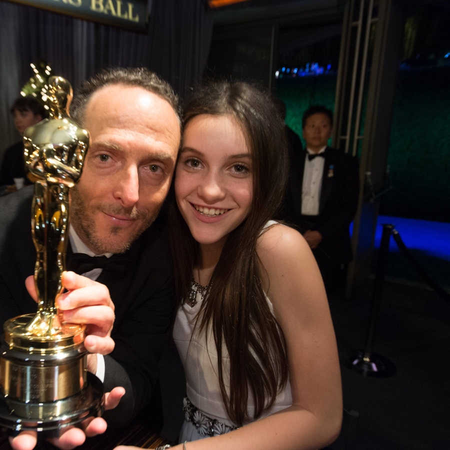 Depois do Oscar, vencedores recebem as estatuetas oficiais | Notícias ...