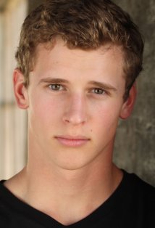 Fotos | Cayden Boyd | Artista | Filmow