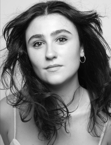 Lucy Doyle | Artista | Filmow