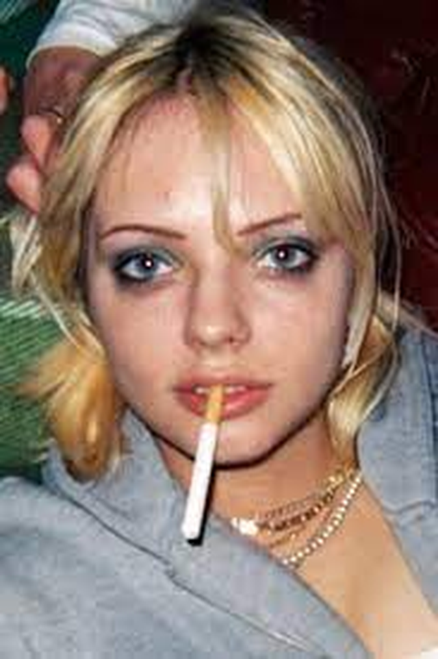 Lea Myren (21 de Abril de 2001) | Artista | Filmow