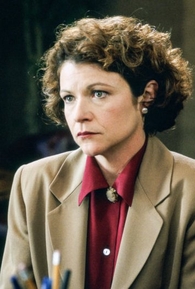 Elizabeth Ruscio (9 de Fevereiro de 1955) | Artista | Filmow