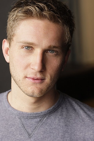 Aaron Staton | Artista | Filmow