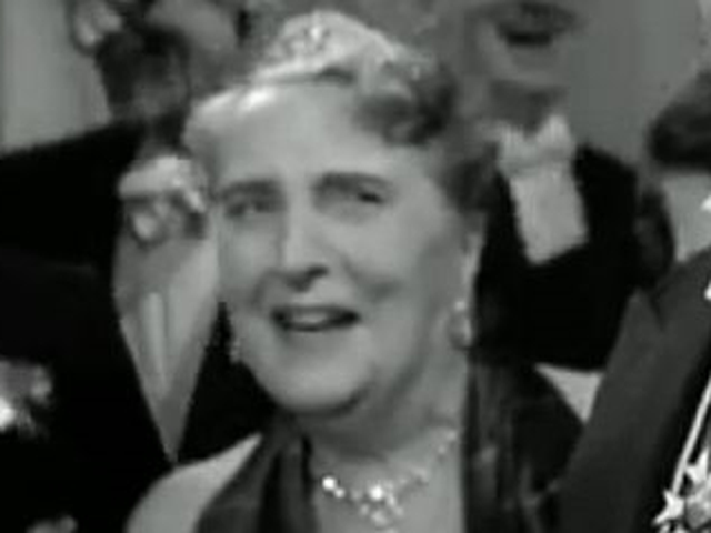 Fotos | Evelyn Hall (I) | Artista | Filmow