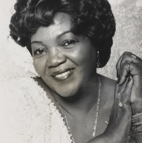 Dona Ivone Lara (13 de Abril de 1921) | Artista | Filmow