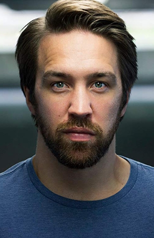 Dan MacDonald (V) (19 de Abril de 1986) | Artista | Filmow