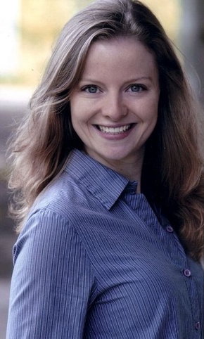 Anna Cummer (2 de Janeiro de 1977) | Artista | Filmow