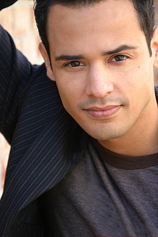 Adrian Quinonez | Artista | Filmow