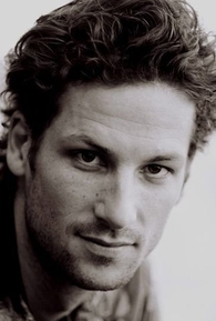 Rupert Reid (I) () | Artista | Filmow