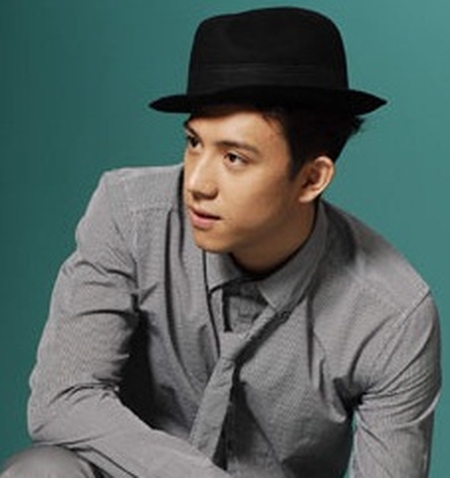 Steven Cheung (10 de Novembro de 1984) | Artista | Filmow