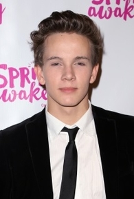 Austin P. McKenzie (24 de Agosto de 1993) | Artista | Filmow
