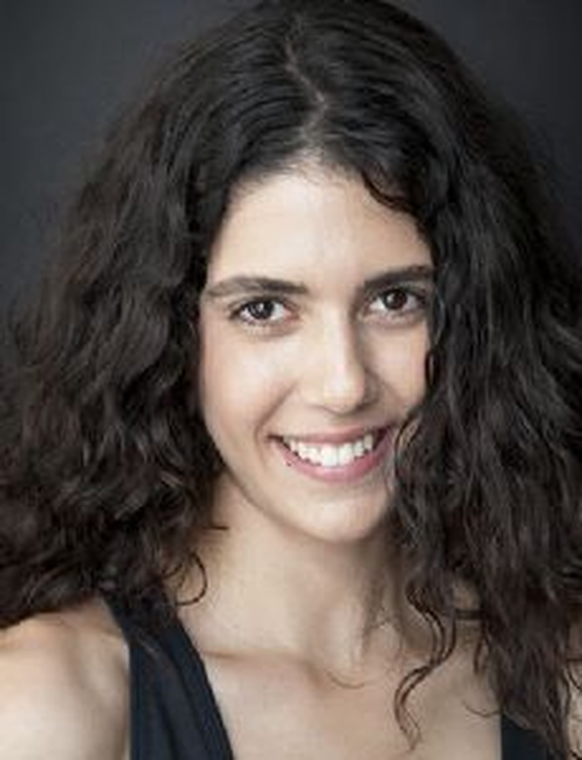 Fotos | Cemre Ebuzziya | Artista | Filmow