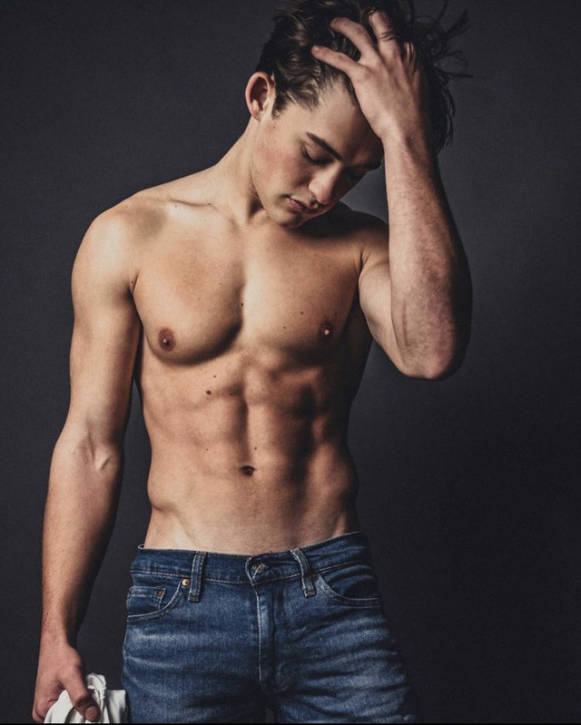 Rainer Dawn | Artista | Filmow