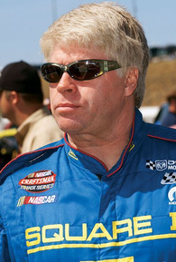 Bobby Hamilton (III) (29 de Maio de 1957) | Artista | Filmow