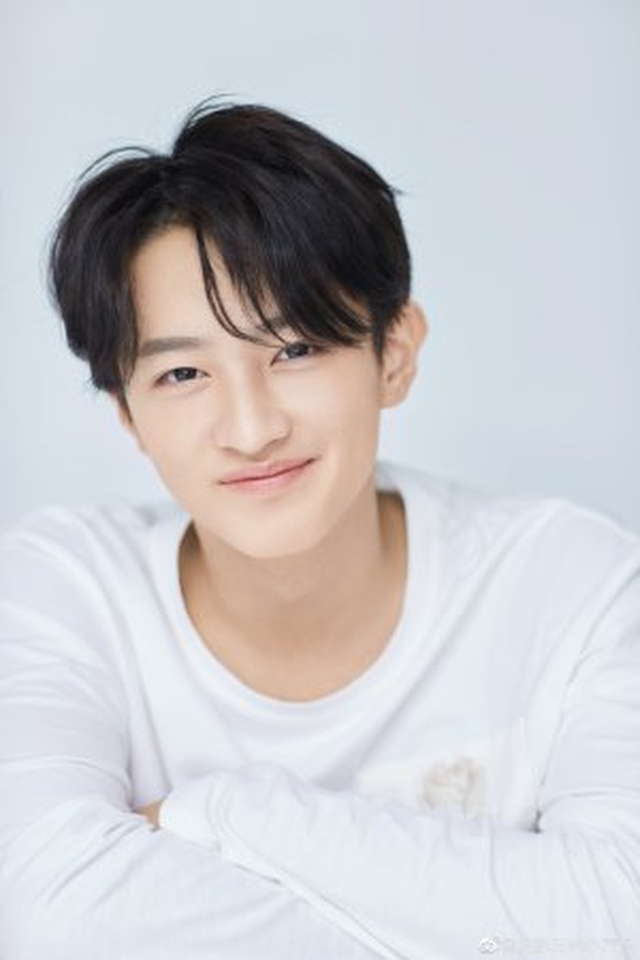 Fotos | Shi Peng Yuan | Artista | Filmow