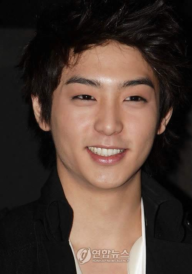 Hyun Woo (18 de Janeiro de 1985) | Artista | Filmow