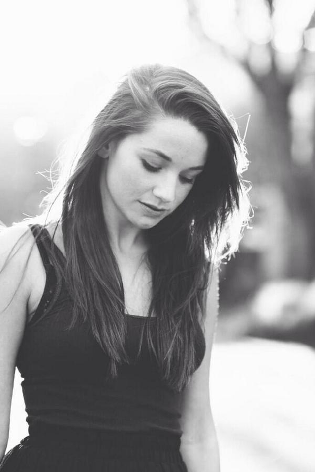 Fotos | Daisy Keeping | Artista | Filmow