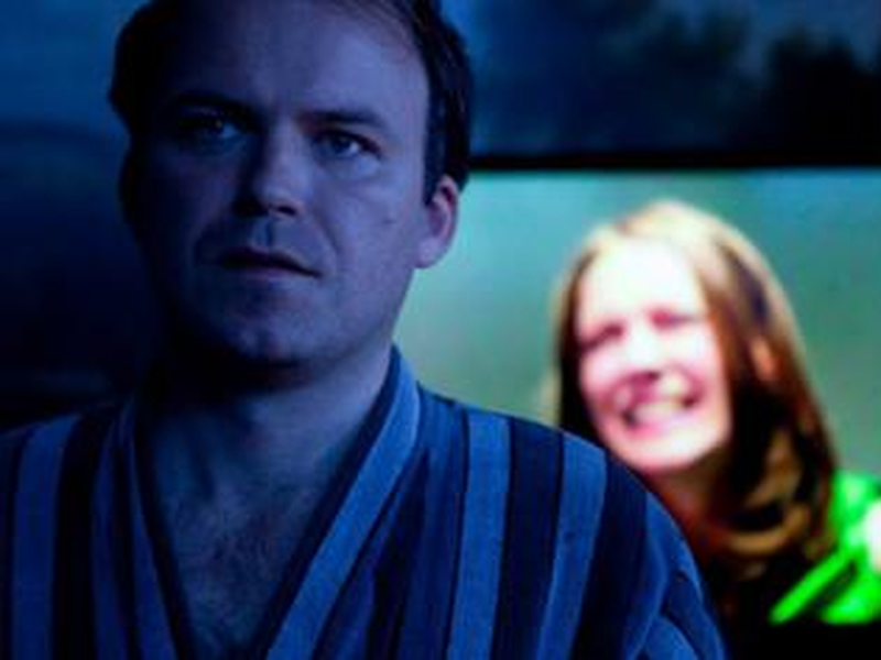 Black Mirror (1ª Temporada): série de 2011 - Filmow