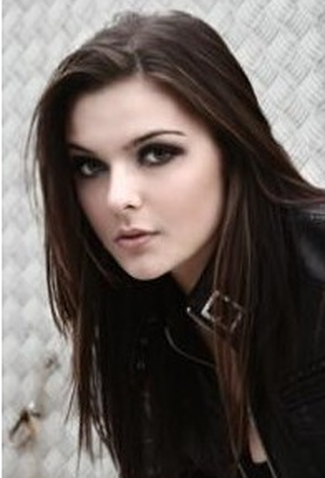 Beth Chote (27 de Janeiro de 1991) | Artista | Filmow