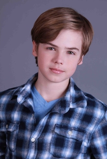 Sam Ashe Arnold | Artista | Filmow