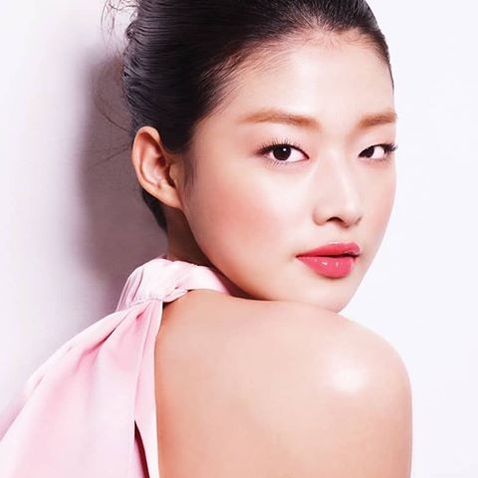 Choi Ah Ra (14 de Janeiro de 1993) | Artista | Filmow