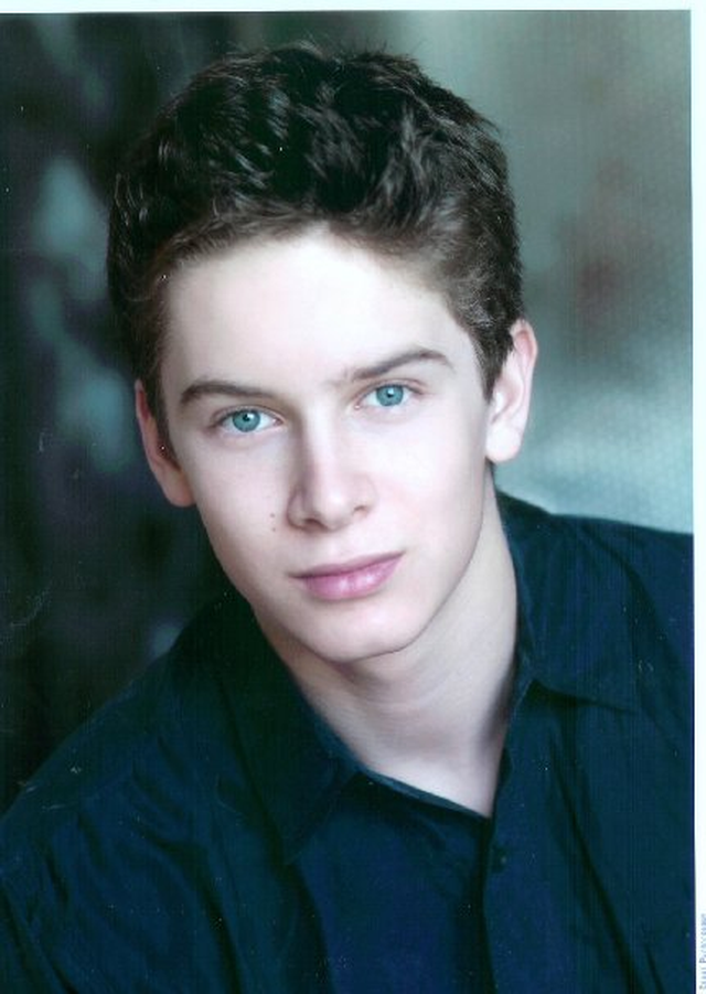 Fotos | Max Morrow | Artista | Filmow