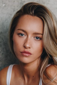 Bailey Bae (21 de Dezembro de 1994) | Artista | Filmow