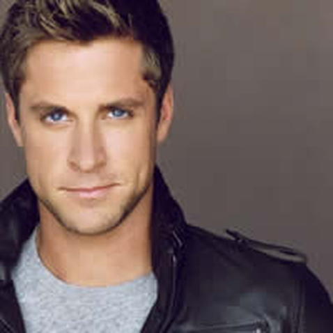 Alex Ashbaugh | Artista | Filmow