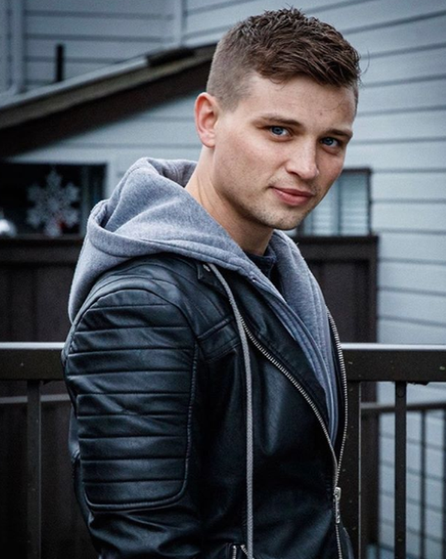 Darren Mann (4 de Maio de 1989) | Artista | Filmow