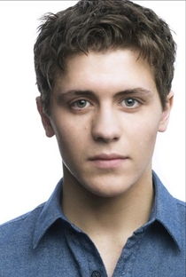 Dylan Llewellyn (10 de Setembro de 1992) | Artista | Filmow