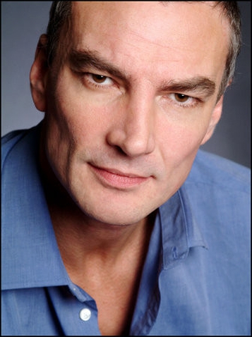 Clive Ashborn | Artista | Filmow