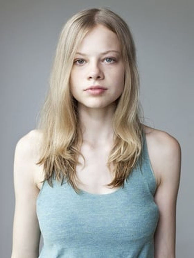 Fotos | Emma Bading | Artista | Filmow