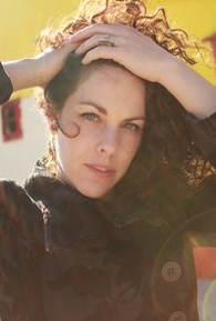 Amy Lavere | Artista | Filmow