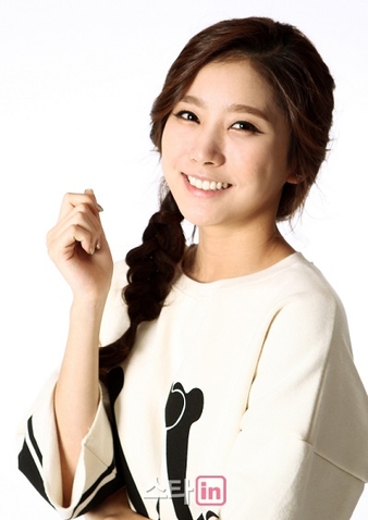 Yoo Young (23 de Janeiro de 1995) | Artista | Filmow