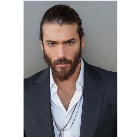 Can Yaman (8 de Novembro de 1989) | Artista | Filmow