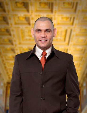 Tony Taulo () | Artista | Filmow