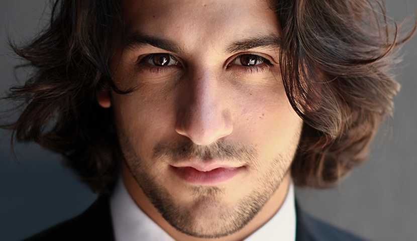 Deniz Akdeniz (16 de Maio de 1990) | Artista | Filmow