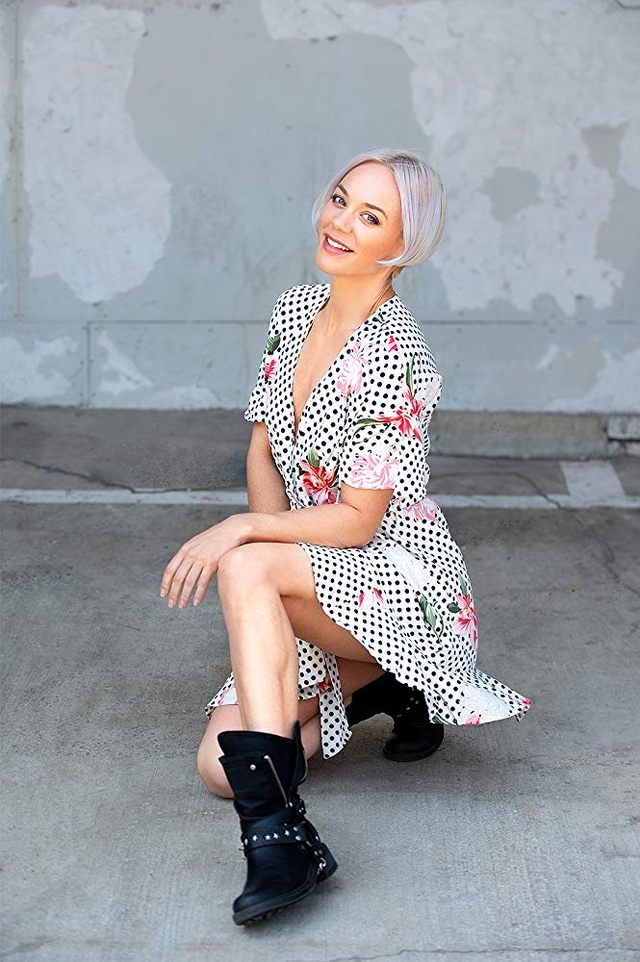 Fotos | Tonya Kay | Artista | Filmow