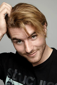 Christian Howard (4 de Maio de 1984) | Artista | Filmow