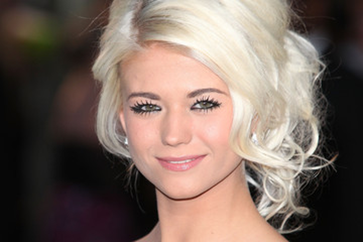 Danielle Harold (30 de Maio de 1992) | Artista | Filmow