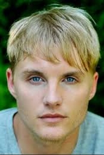 Toby Hemingway (28 de Maio de 1983) | Artista | Filmow