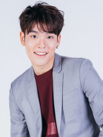 Copter Panuwat Kerdthongtavee (31 de Janeiro de 1997) | Artista | Filmow