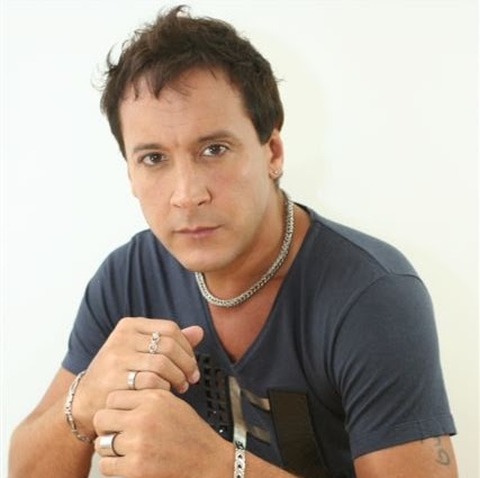 Roy Rosselló (1 de Maio de 1971) | Artista | Filmow